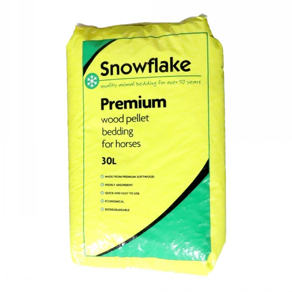 Snowflake Wood Pellet Bedding 30 Litre | Cambers Country Store