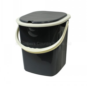 Reimo Mobile Bucket Toilet | Cambers Country Store